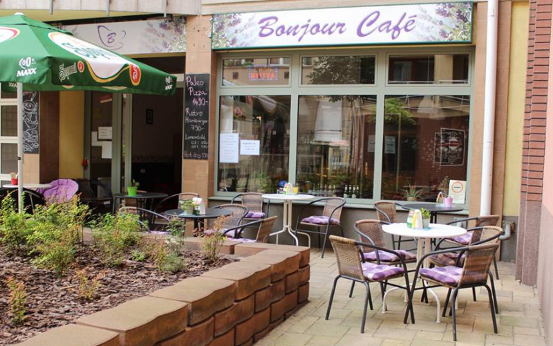 Bonjour Cafe - Kutyabarát életmód magazin - Együtt mindenhová